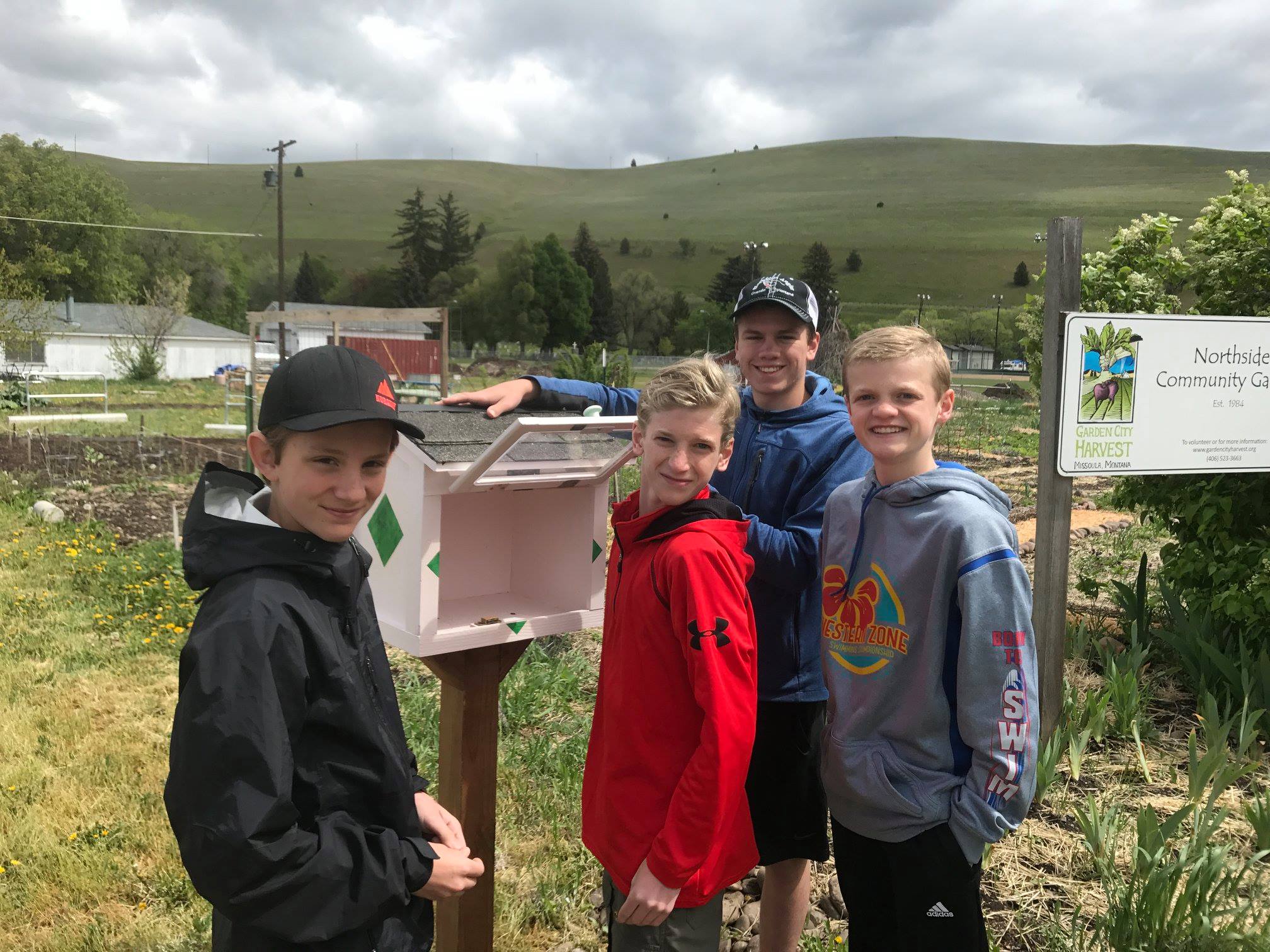 Why It's Important for Kids to Volunteer | Montana Council